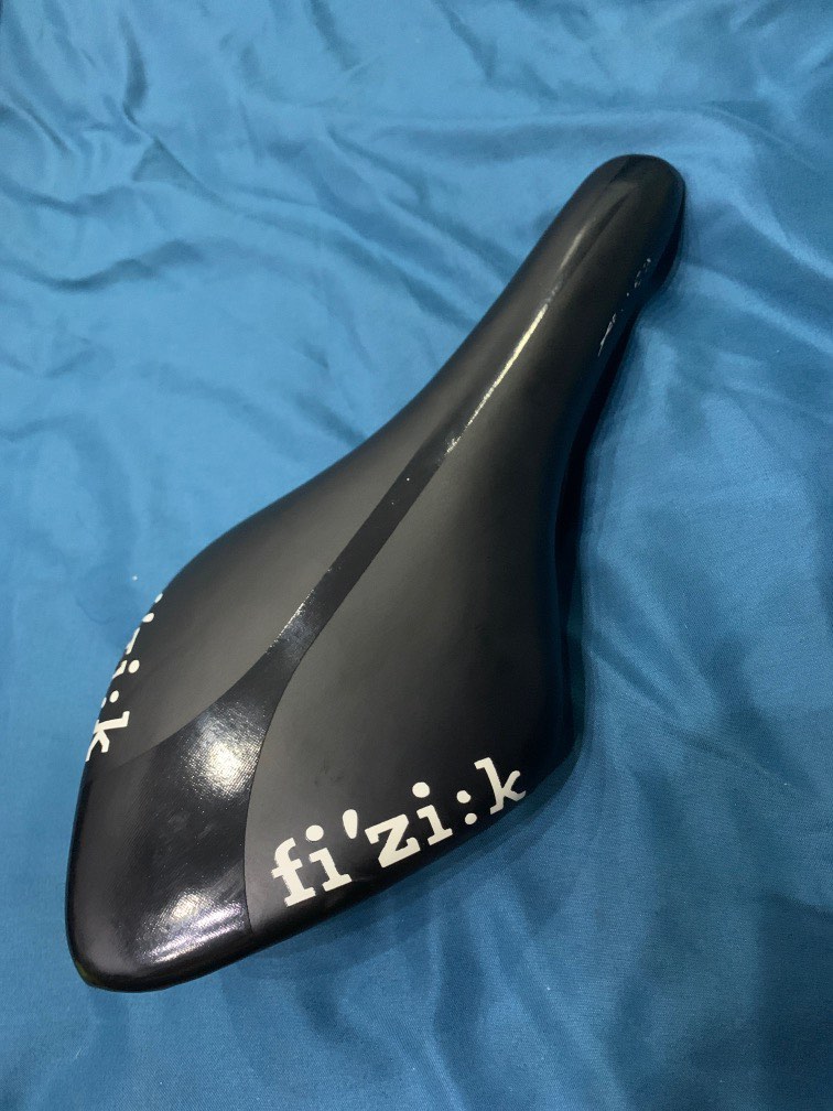 fizik arionex saddle, Sports Equipment, Bicycles & Parts, Parts ...