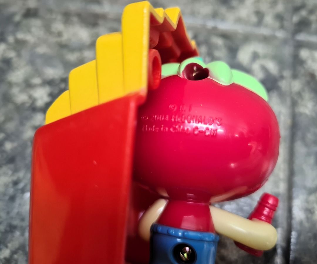 FOOD VEHICLE TOMATY - 2004 McDonalds ANGEL BLUE Happy Meal Toys Series ...
