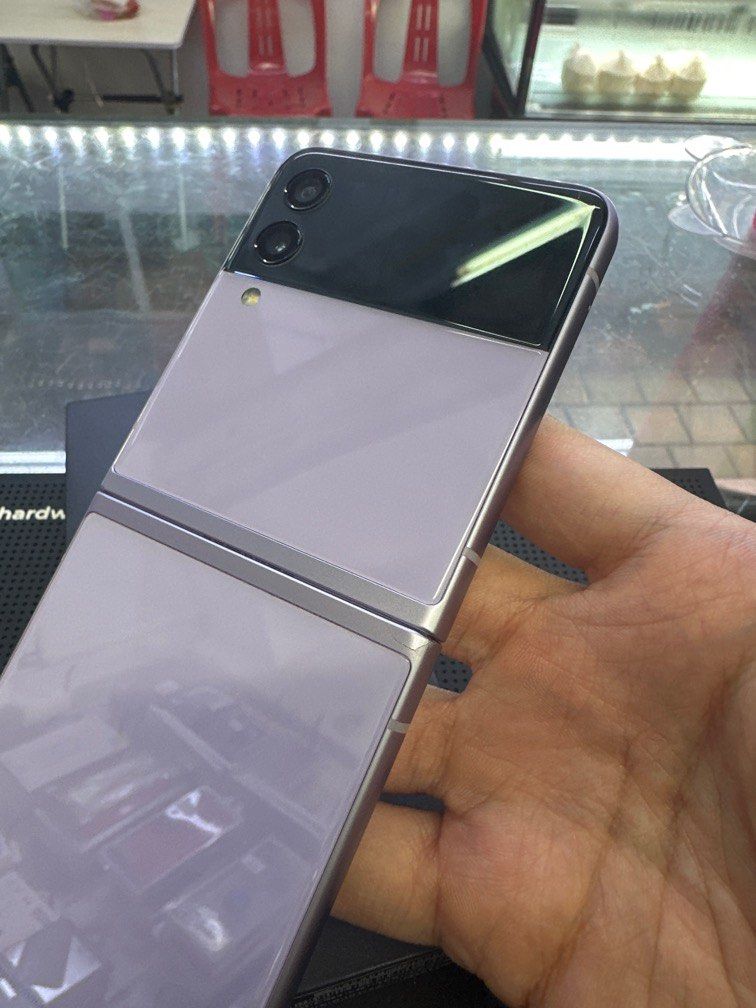 Galaxy Z Flip 3 Lavender 128GB, Mobile Phones & Gadgets, Mobile Phones ...