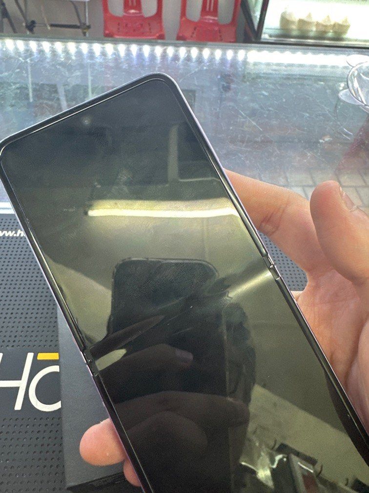 Galaxy Z Flip 3 Lavender 128GB, Mobile Phones & Gadgets, Mobile Phones ...