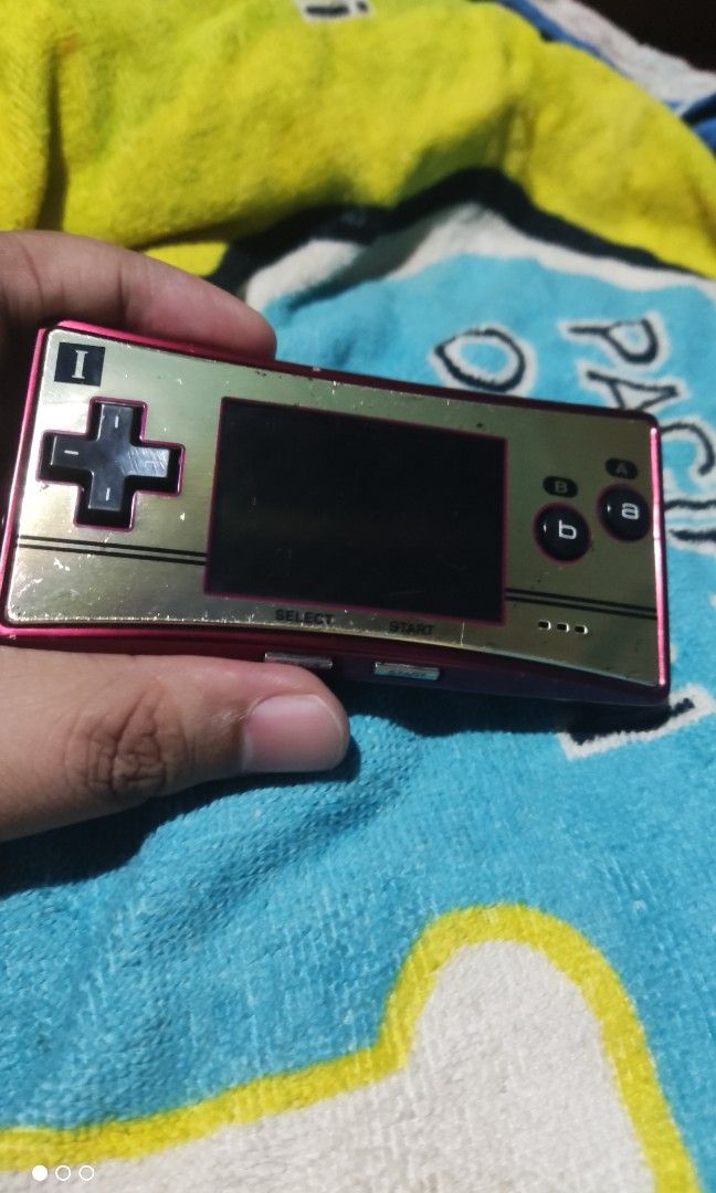 Gameboy Micro Happy Mario Famicom Edition, Video Gaming, Video Game ...