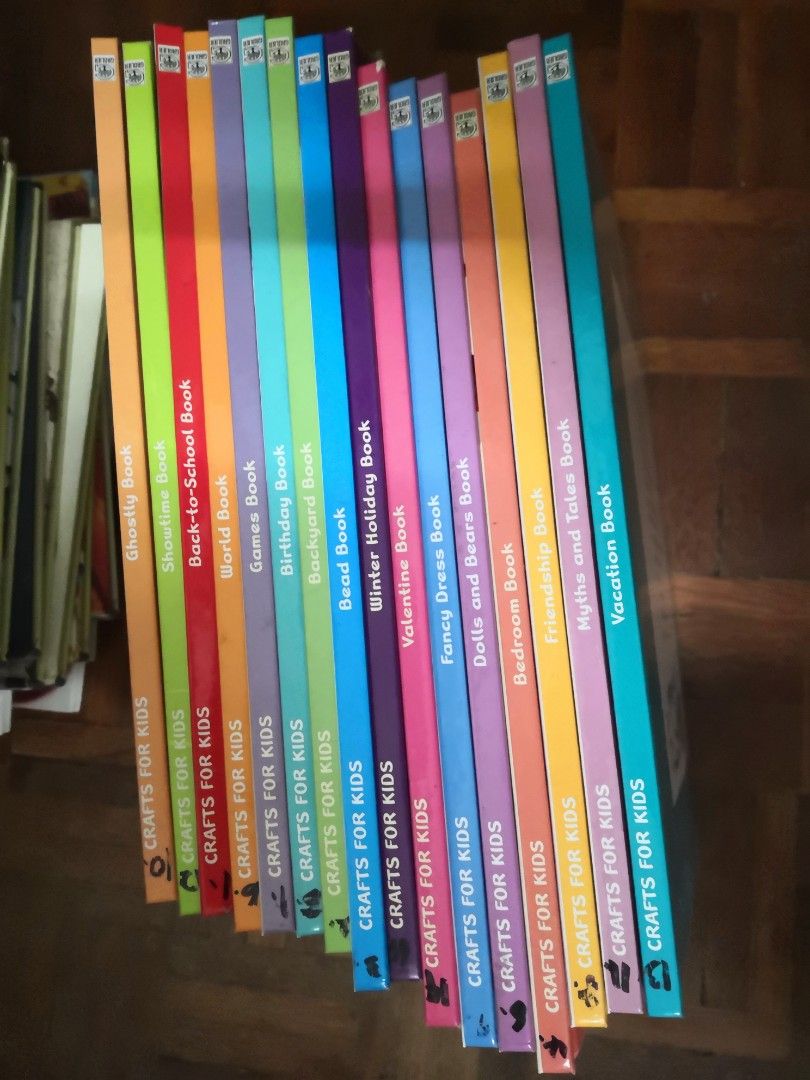 Grolier : Crafts For Kids Set (16 Books), Hobbies & Toys, Books ...