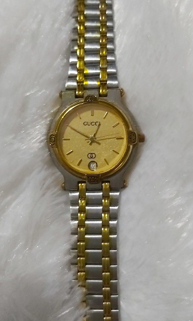 Disc.30% GUCCI 9000L, Fesyen Wanita, Jam Tangan di Carousell