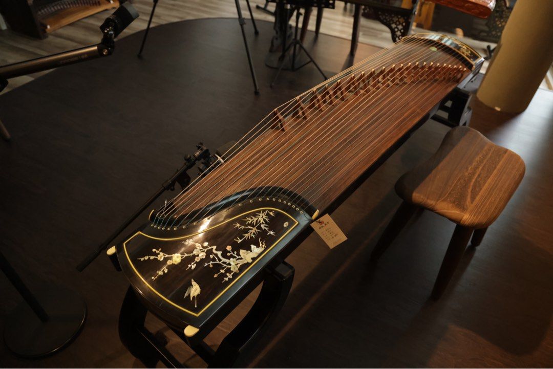 Guzheng 60% special offer Dunhuang zither 163M, Hobbies & Toys, Music ...