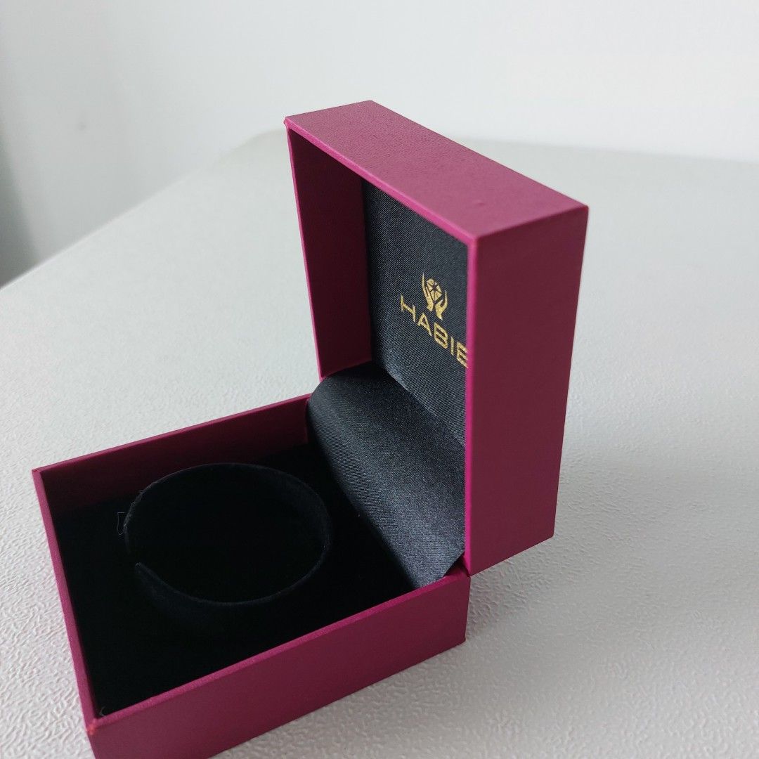 Habib box, Women's Fashion, Jewelry & Organisers, Bracelets on Carousell