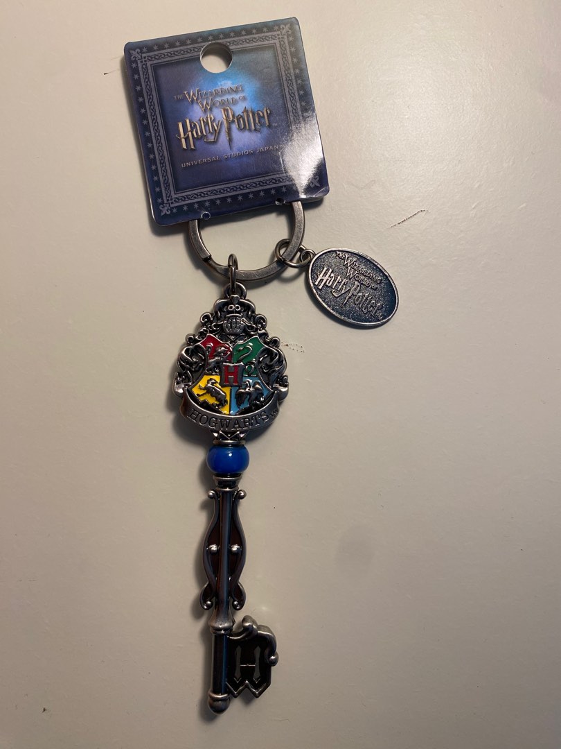 Harry Potter Key Keychain, Hobbies & Toys, Toys & Games on Carousell