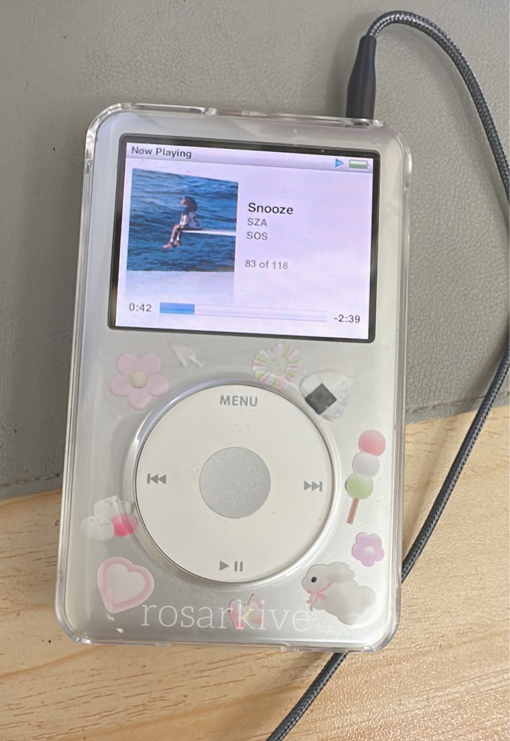 iPod Classic 7th Gen 160GB, Audio, Portable Music Players on Carousell