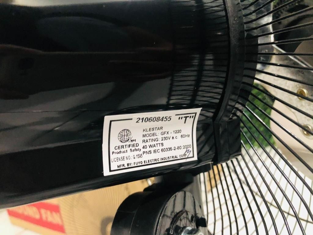 KLESTAR 12 Industrial Ground Fan Metal Blade Black GFX1220, Furniture ...
