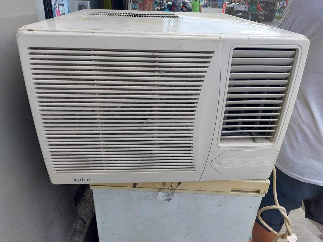 Kolin Window type aircon 2hp, TV & Home Appliances, Air Conditioning ...