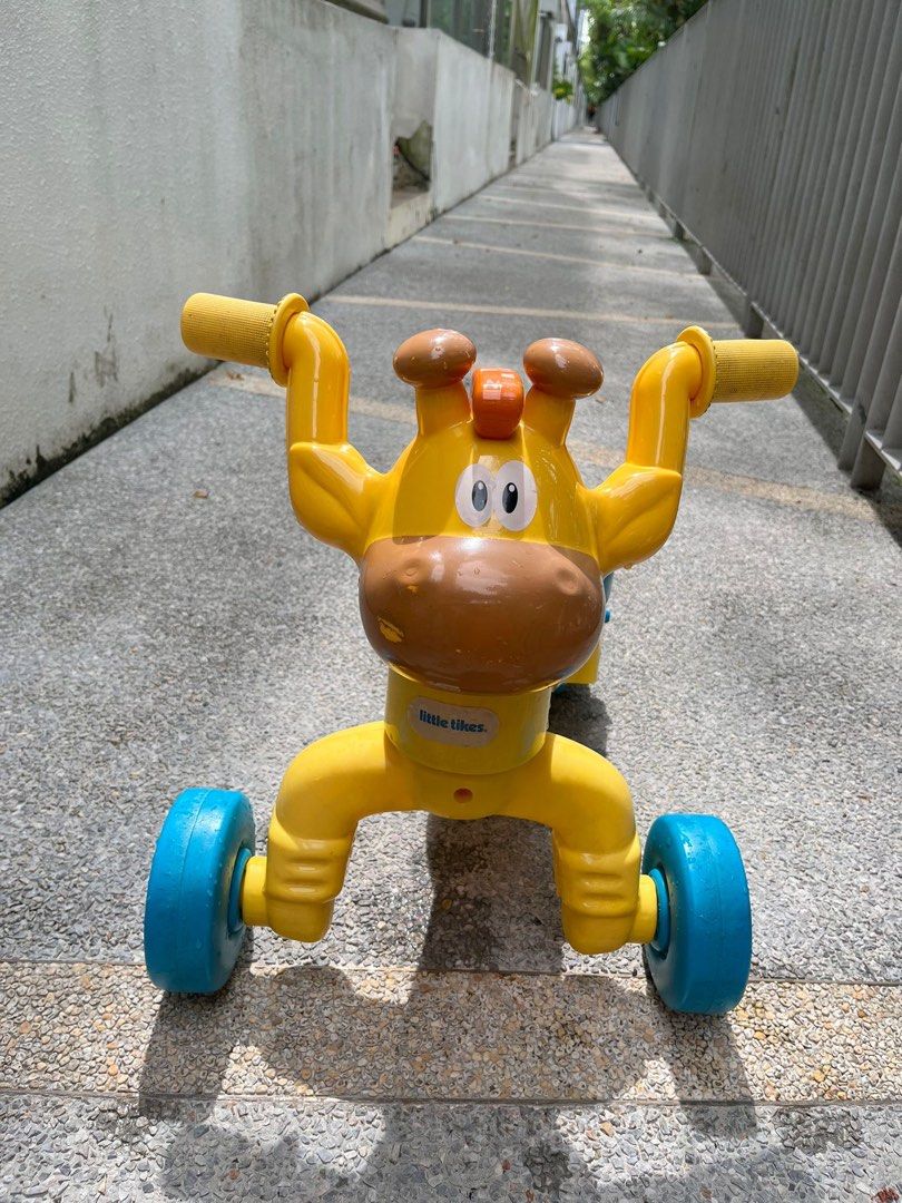 Little tike red car and giraffe ride on, Hobbies & Toys, Toys & Games ...