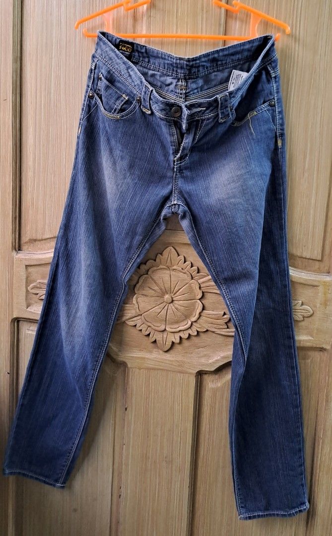 Maong pants ladies women teens, Women's Fashion, Bottoms, Jeans on ...