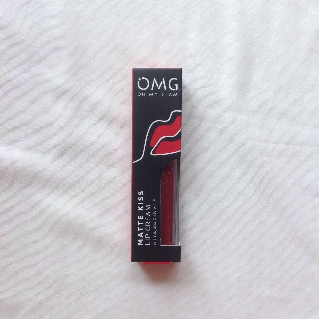 [NEW] OMG OH MY GLAM Matte Kiss Lip Cream - 12 Scarlet, Kesehatan ...