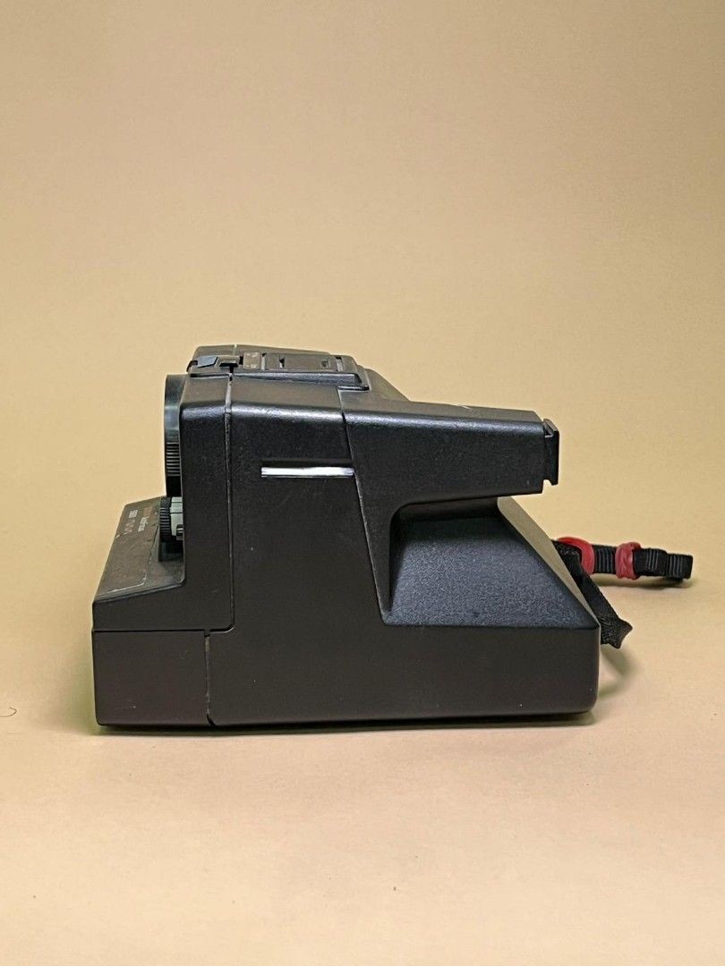 Polaroid camera 600 series, Photography, Cameras on Carousell
