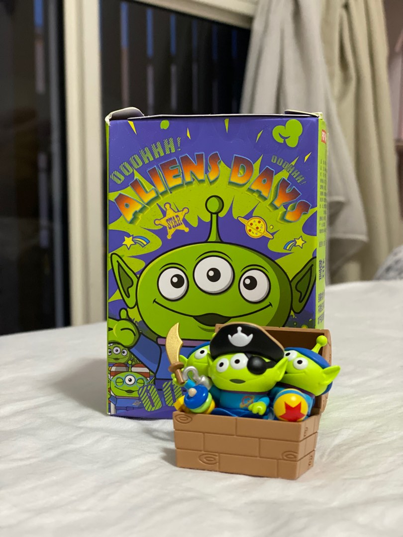 POPMART Alien Days Series (Treasure Hunt), Hobbies & Toys, Memorabilia ...