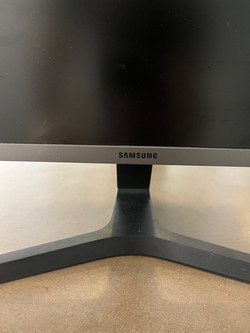 Samsung 27 inch FHD monitor, Computers & Tech, Desktops on Carousell