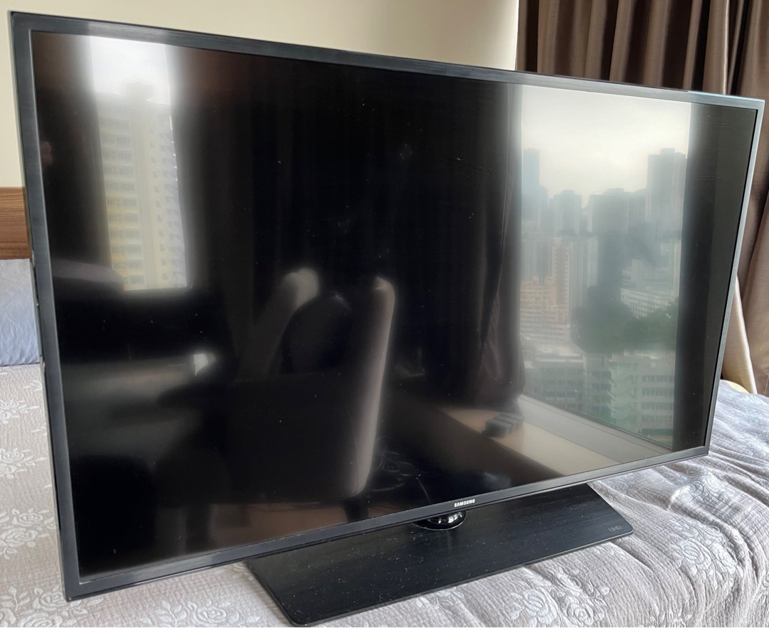 Samsung UHD 40 inches TV, 家庭電器, 電視 & 其他娛樂, 電視 - Carousell