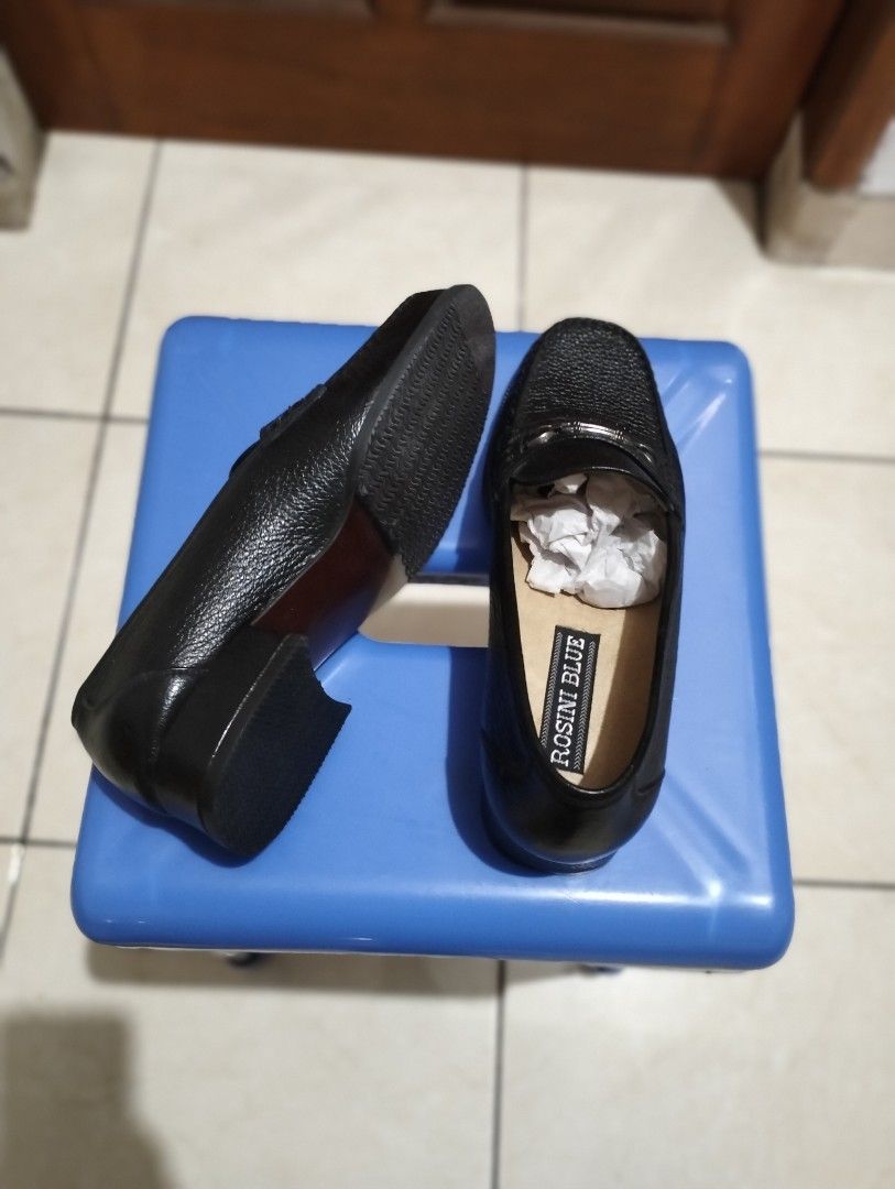 Sepatu tapak tahu Rosini, Fesyen Wanita, Sepatu di Carousell