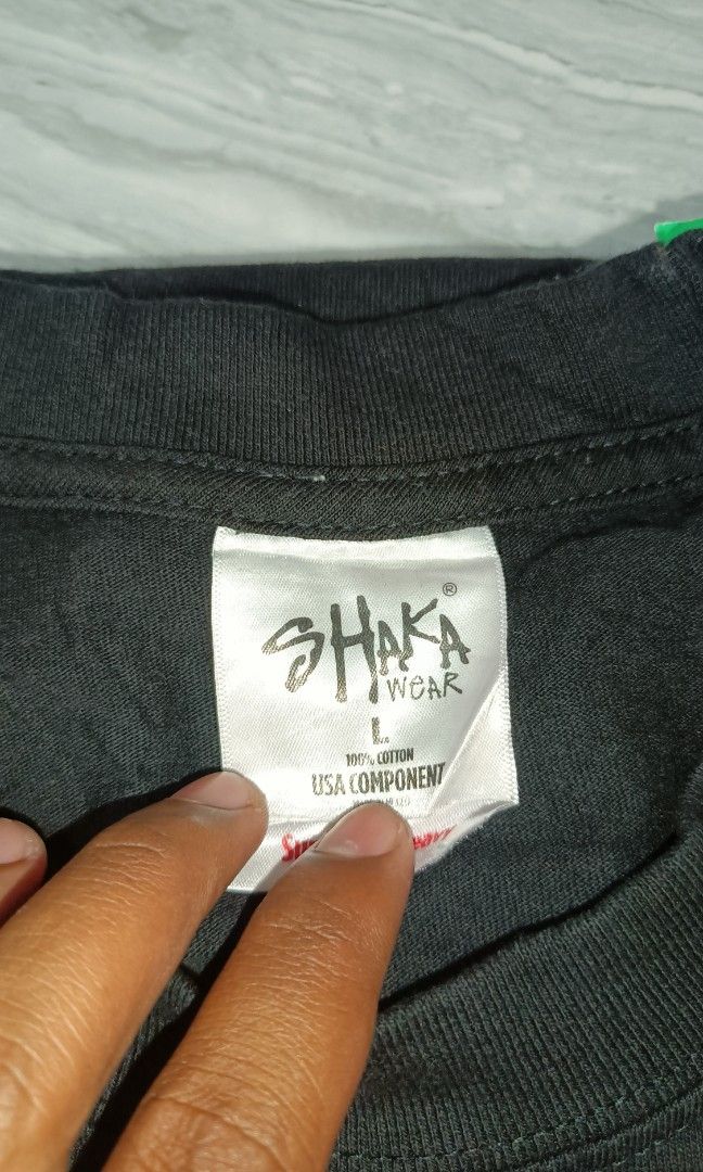 SHAKA WEAR. (large), Men's Fashion, Tops & Sets, Tshirts & Polo Shirts on Carousell