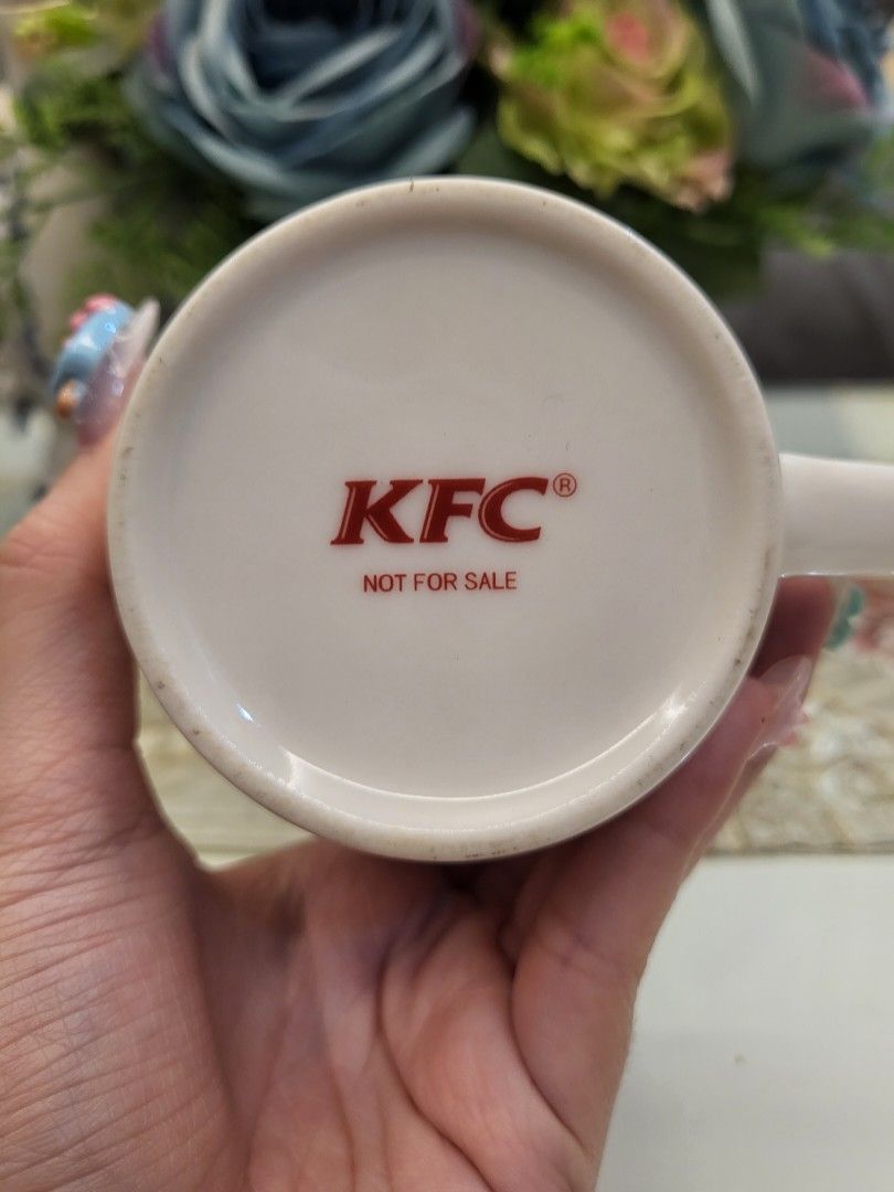 Snoopy & Woodstock × KFC Mug, Furniture & Home Living, Kitchenware ...