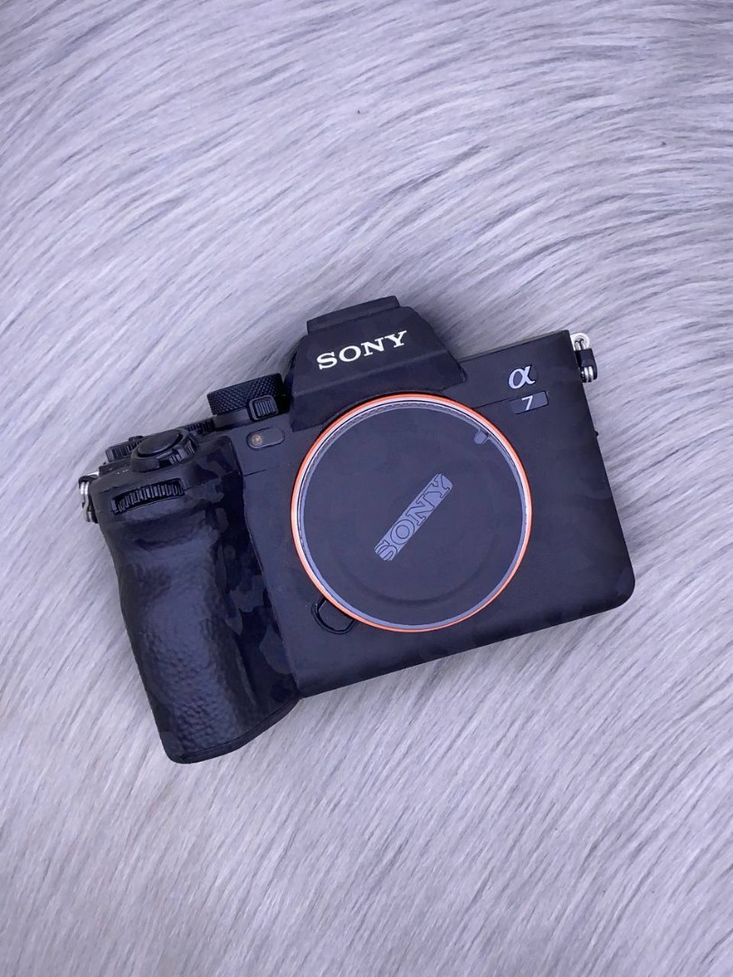 SONY A7 MARK IV SONY BODY SC1K, Photography, Cameras on Carousell