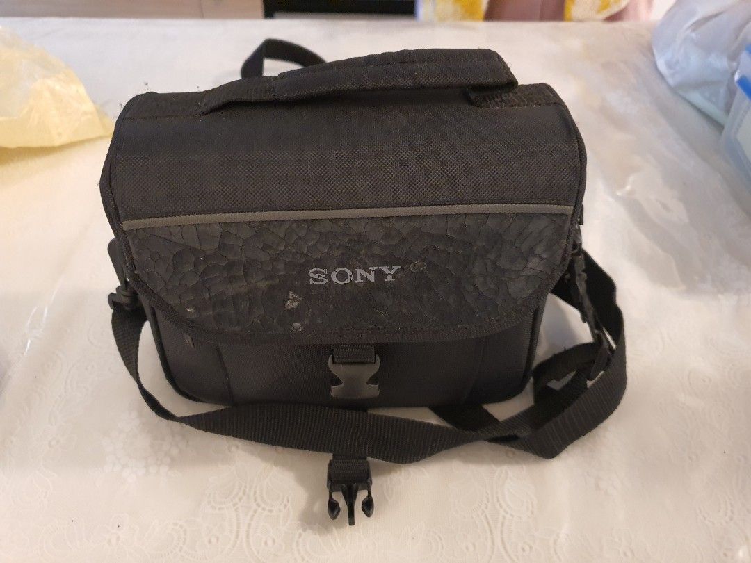 Sony Cyber shot Camera, Photography, Cameras on Carousell