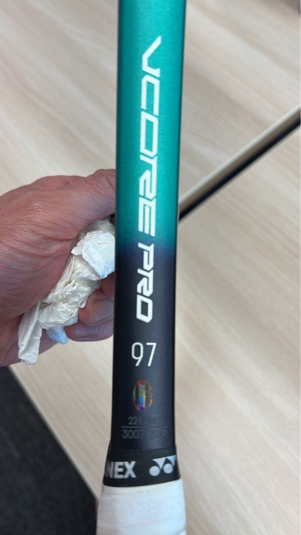 Yonex 2022 VCORE PRO 97 310gram 10.9 oz 16/19 pattern. Tension 48/48 yonex poly tour pro spin ...