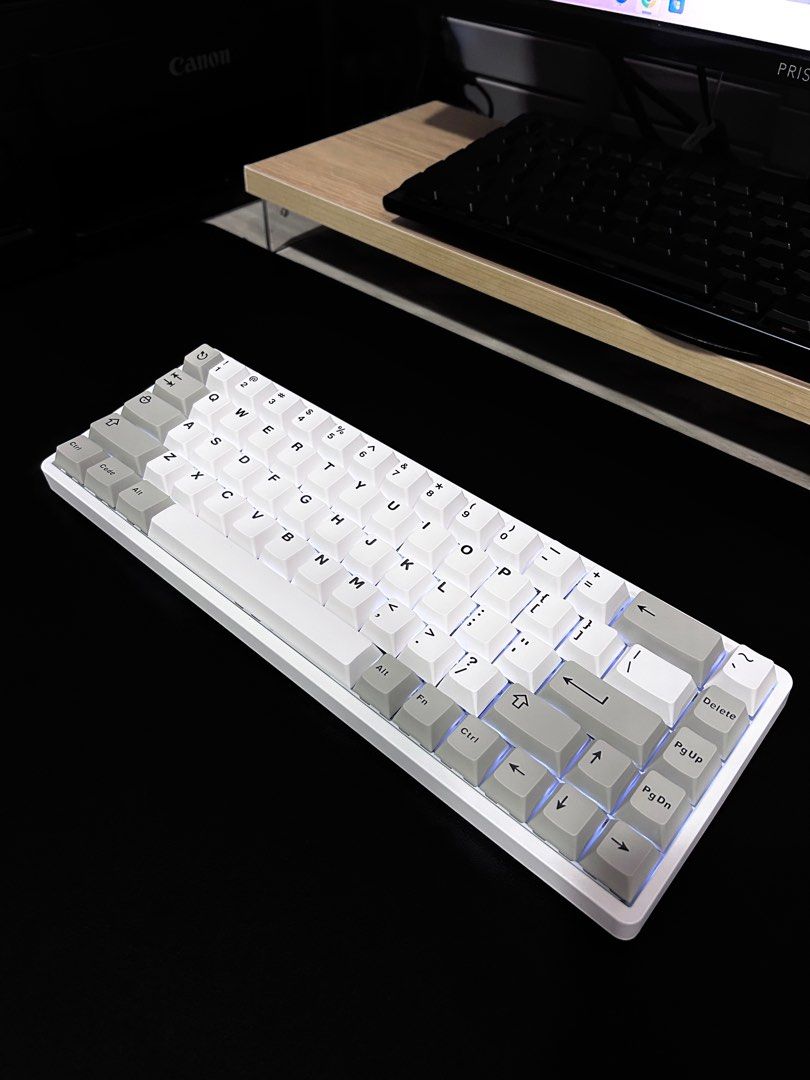 65% Custom Mechanical Keyboard (White Vintage keycaps(, Computers ...