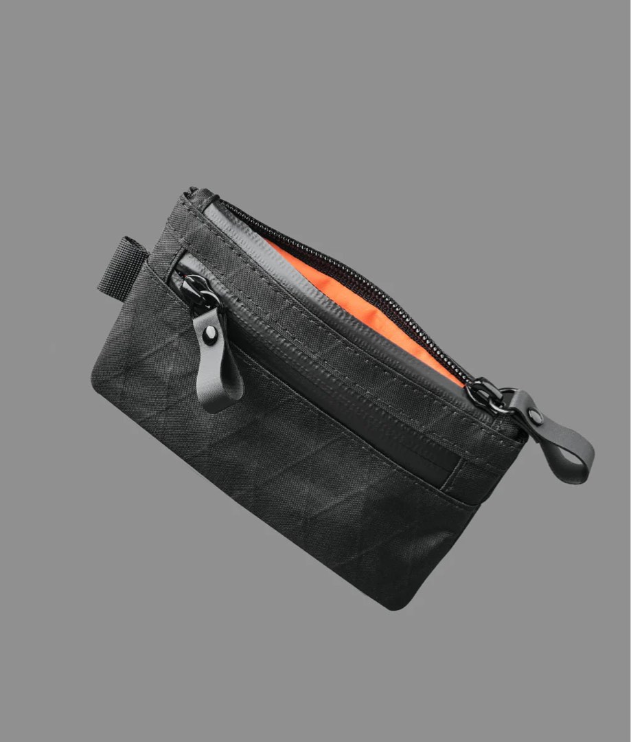 Alpaka Zip Pouch (Black), Men's Fashion, Watches & Accessories, Wallets ...