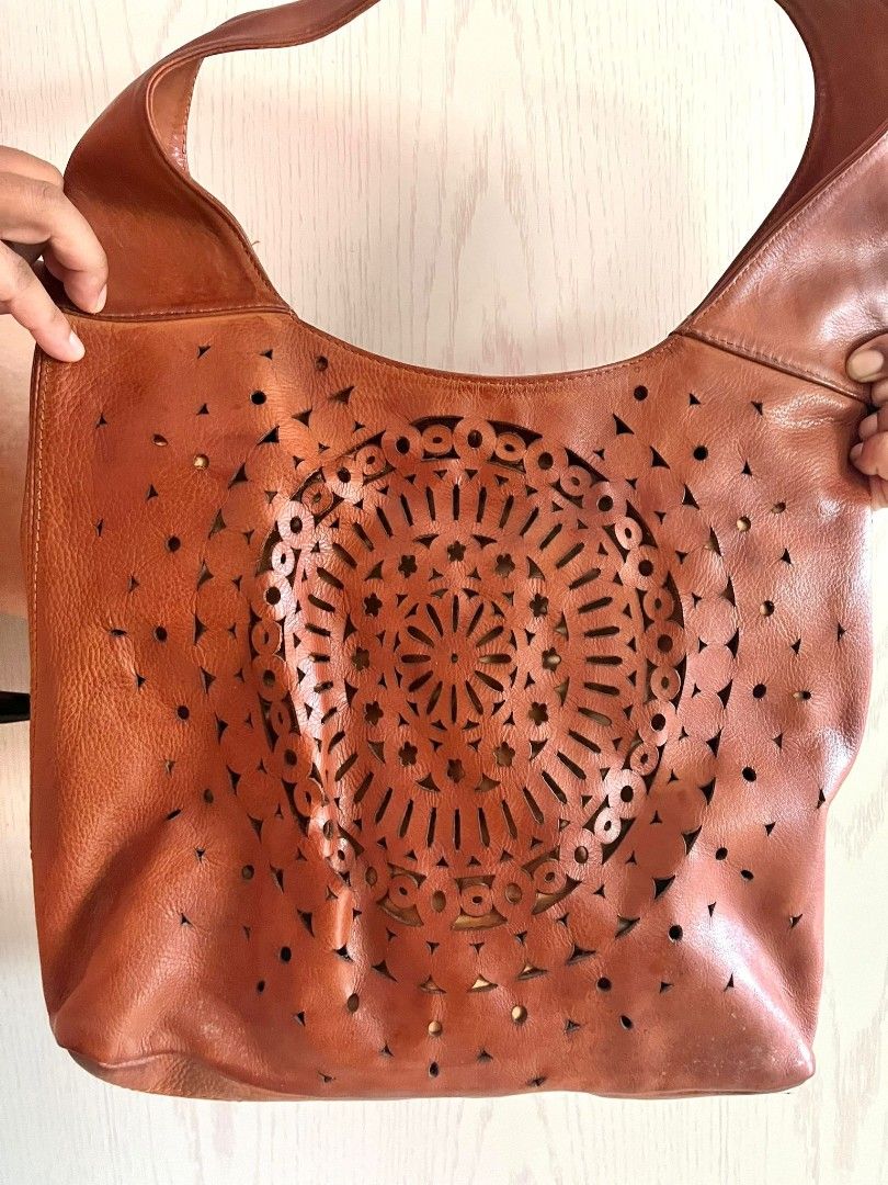 AUTHENTIC LEATHER BAGS, Women's Fashion, Bags & Wallets, Shoulder Bags ...