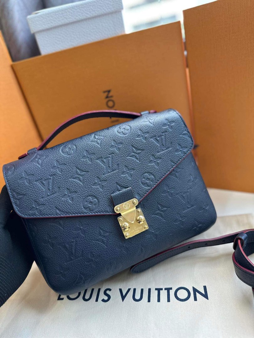 AUTHENTIC LV METIS, Luxury, Bags & Wallets on Carousell