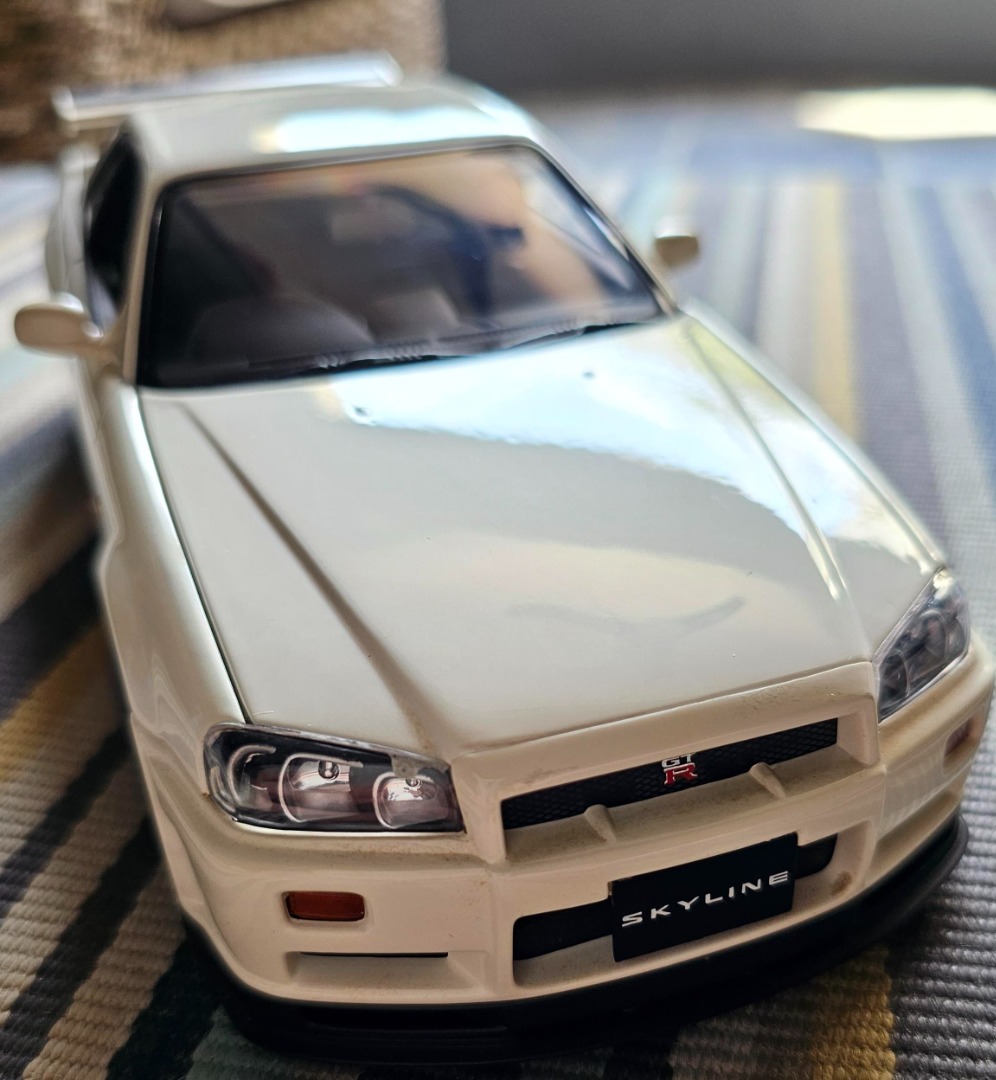 AUTOart Nissan Skyline R34 GTR 1:18, Hobbies & Toys, Memorabilia ...