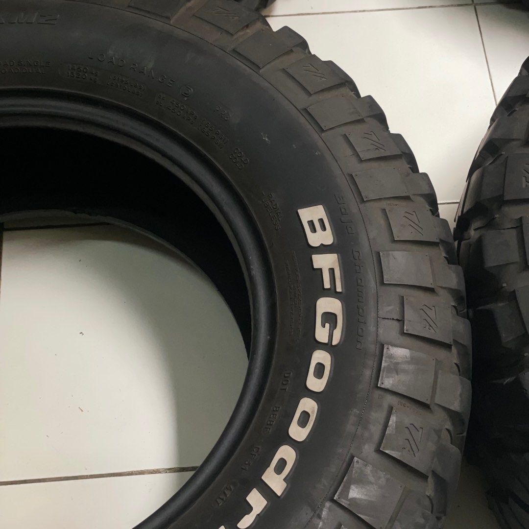 Ban BFGoodrich Mud Terrain KM2, Aksesoris Mobil di Carousell