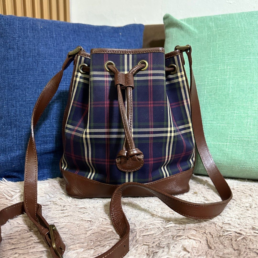 BEANPOLE BUCKET BAG, Women's Fashion, Bags & Wallets, Cross-body Bags ...