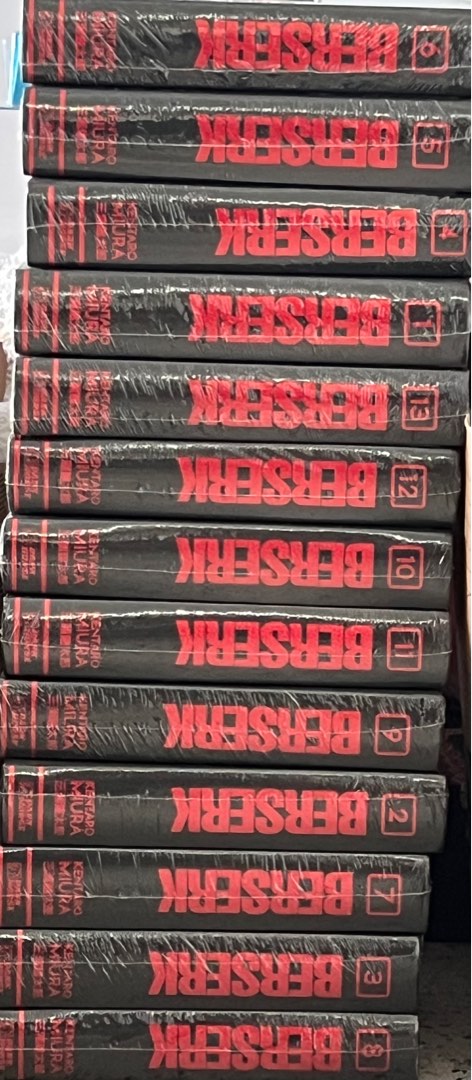 all 1-14 berserk manga deluxe version full set volumes, Hobbies & Toys, Books & Magazines ...