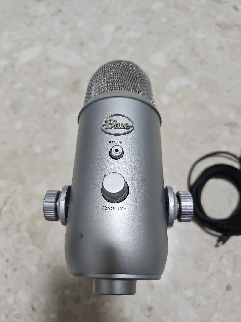 Blue Yeti Cardoid Microphone Dynamic Silver, Audio, Microphones on ...