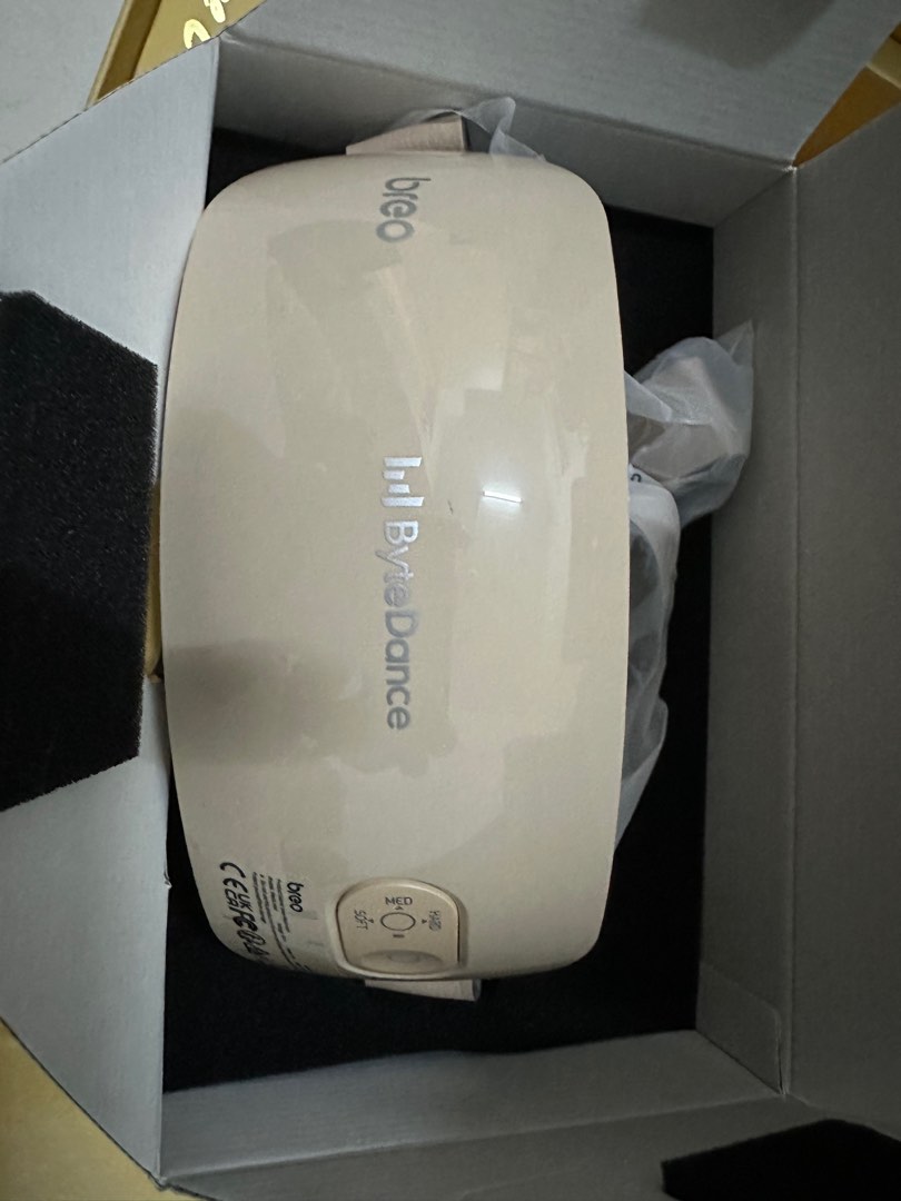 Breo iNeck Mini x Tiktok Limited Edition, Health & Nutrition, Massage ...