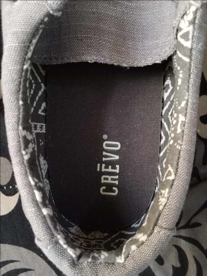 Crevo Ronnie Youth Slip On Canvas Loafer Sneakers, Women's Fashion ...