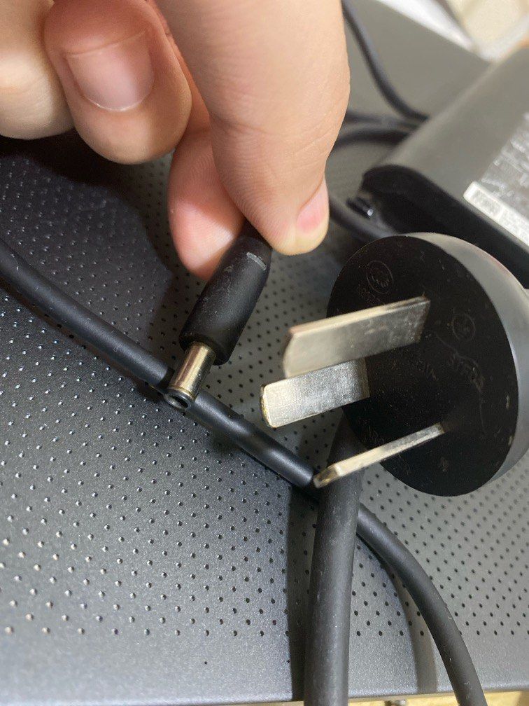 Dell laptop power adapter 130w, Computers & Tech, Parts & Accessories ...