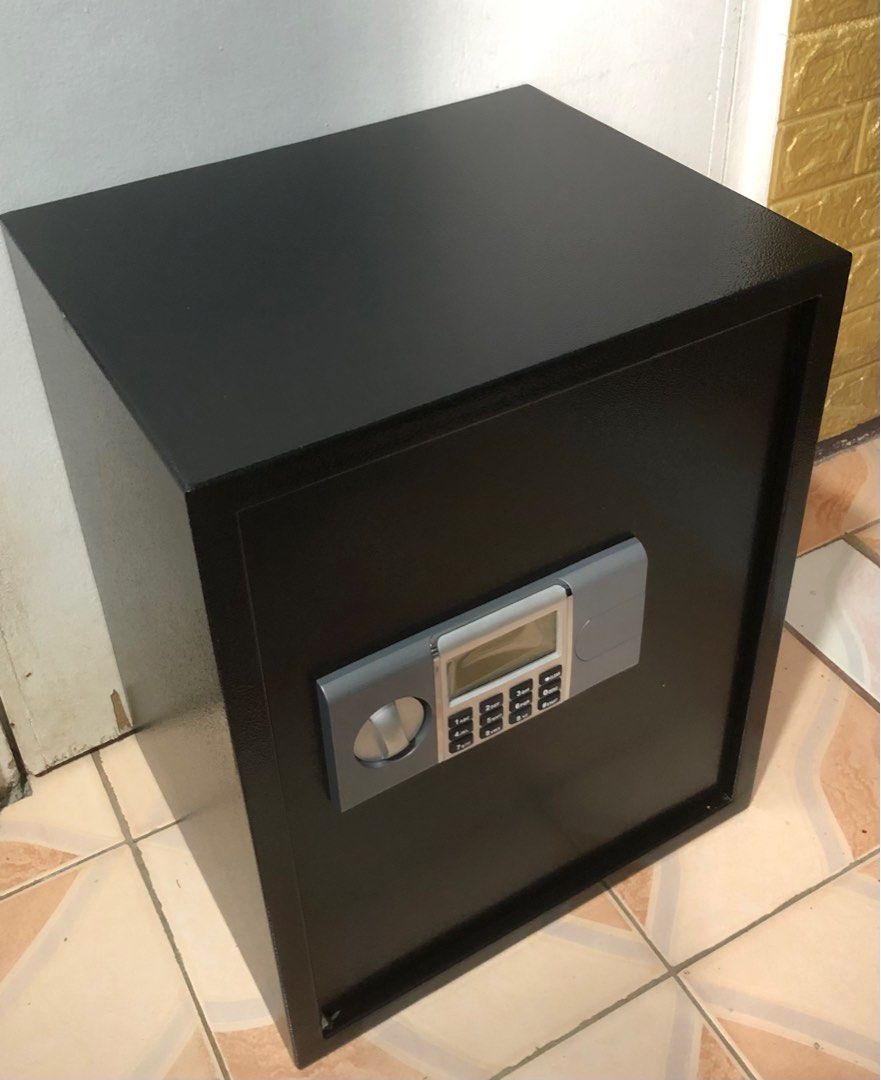 Electronic Safety Vault (Large), Furniture & Home Living, Security ...