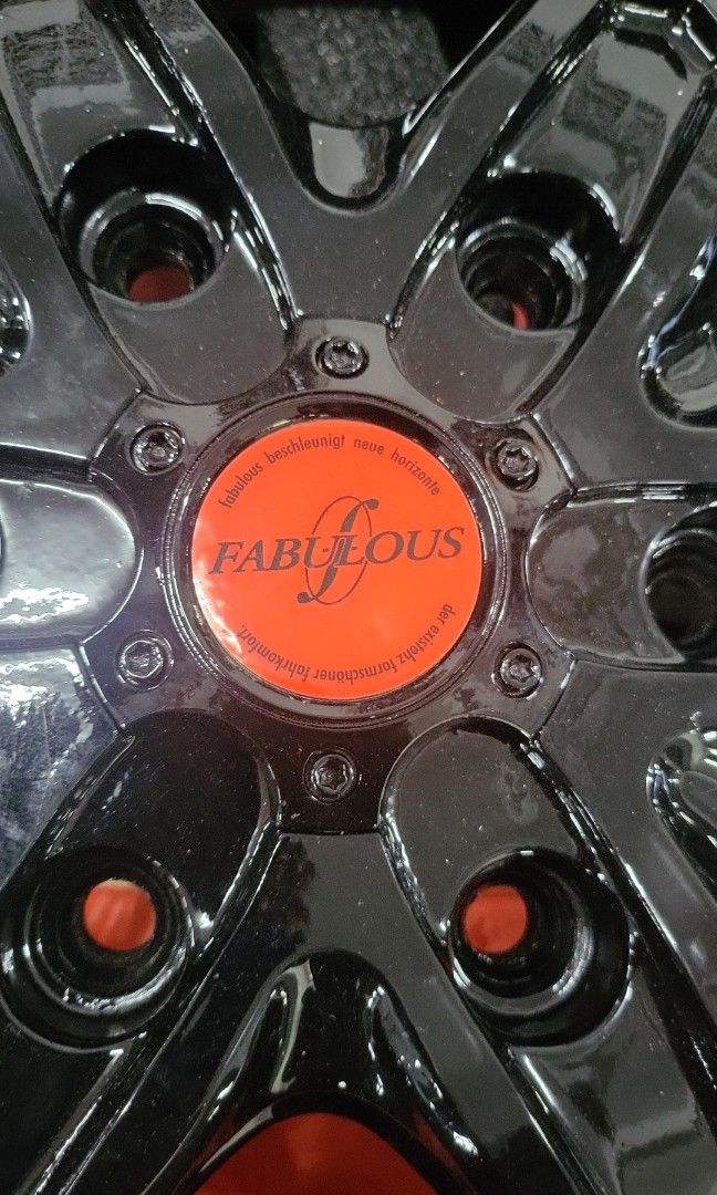 Hiace Fabulous 18", Car Accessories, Tyres & Rims on Carousell