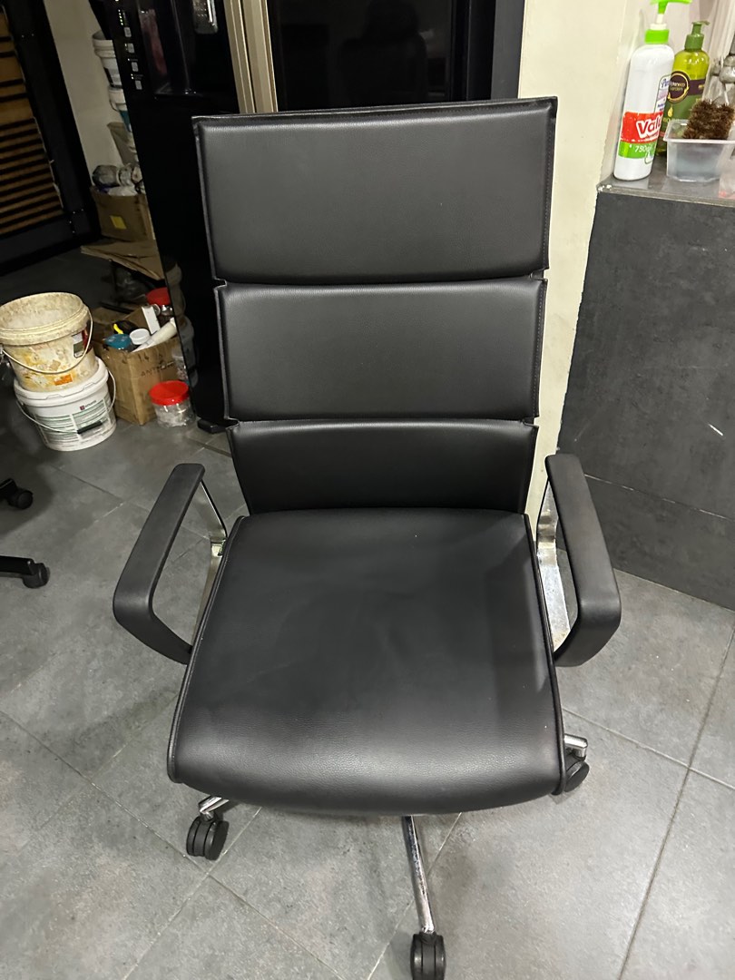 [GOOD DEAL] STRAMM office chair, Furniture & Home Living, Furniture ...