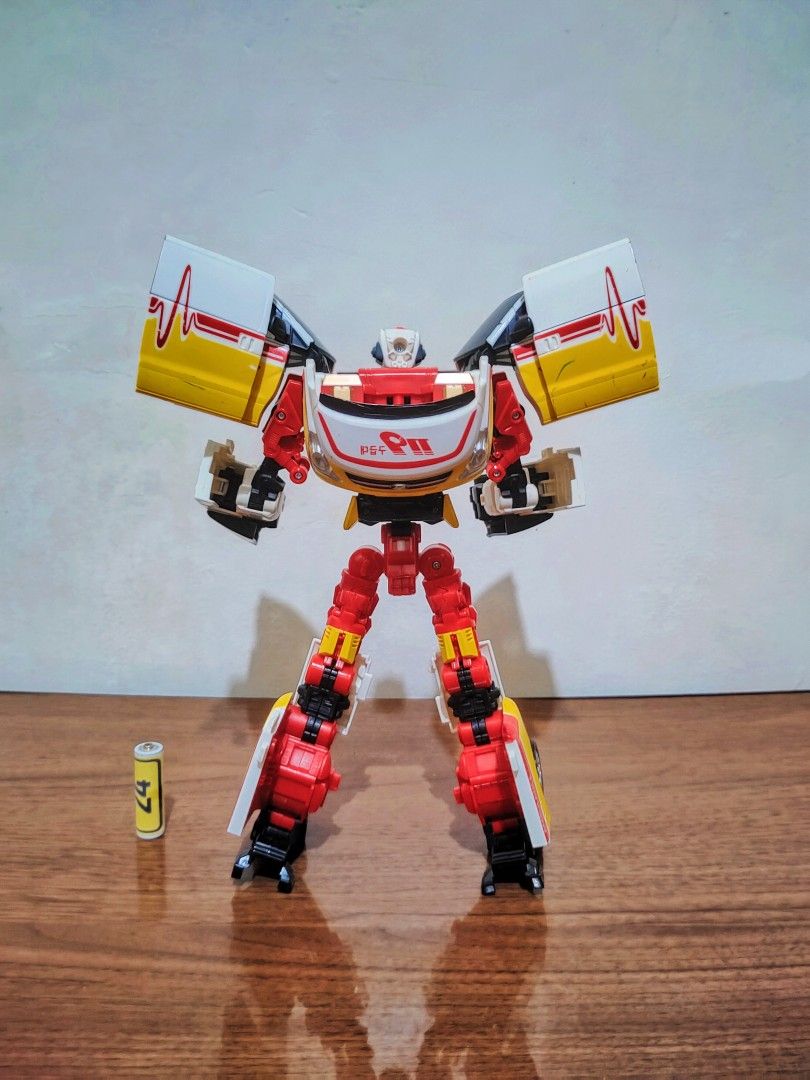 Hello Carbot DANDY RESCUE Hyundai Starex Ambulance Transformer Robot ...