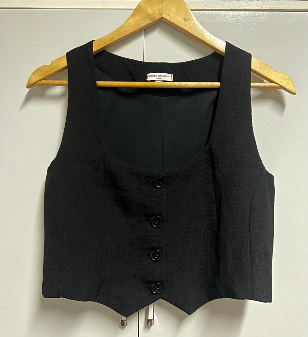 House of Lulu Gavin top, Women's Fashion, Tops, Others Tops on Carousell