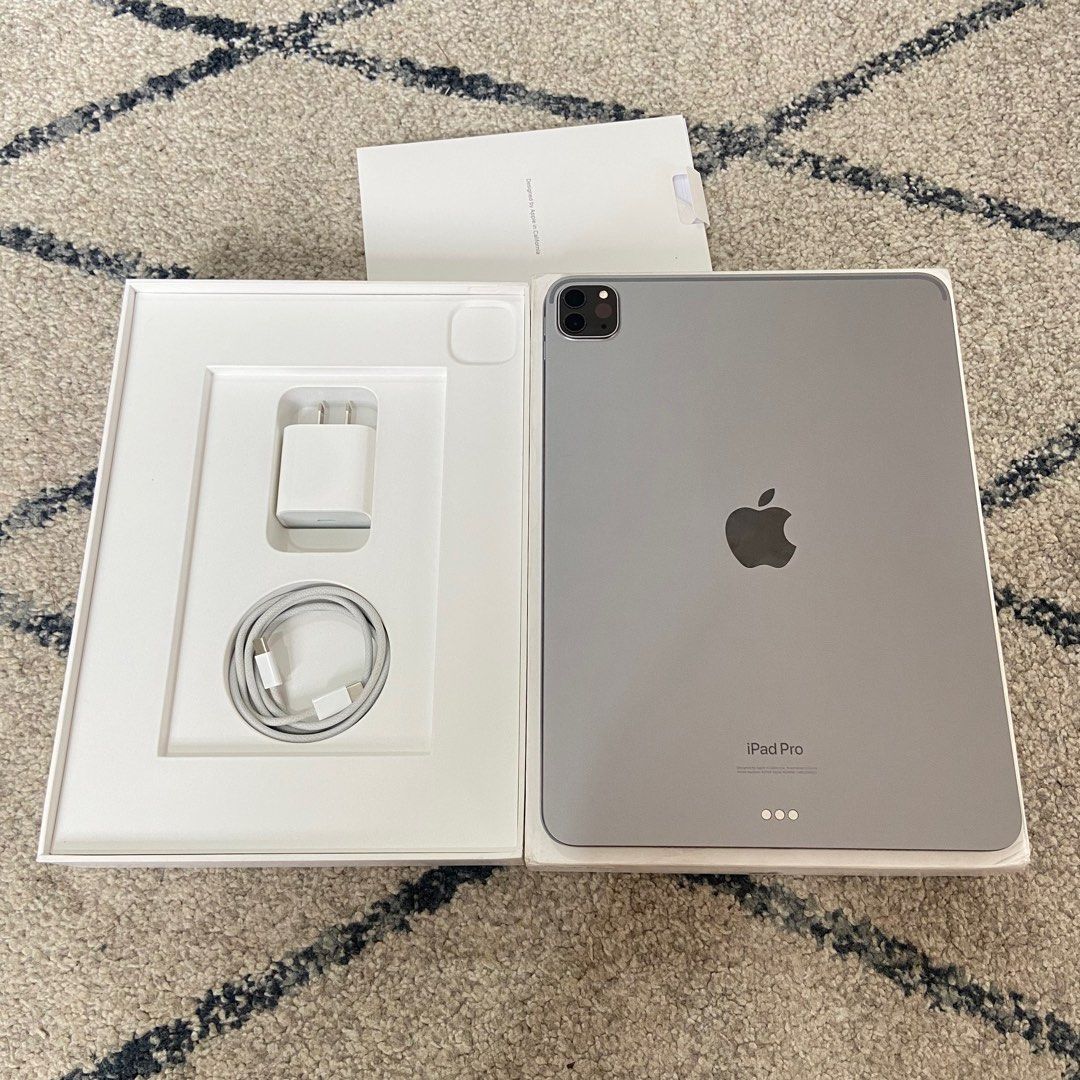ipad pro m2 grey 256gb wifi only 11 inch april 2024, Telepon Seluler & Tablet, Tablet di Carousell
