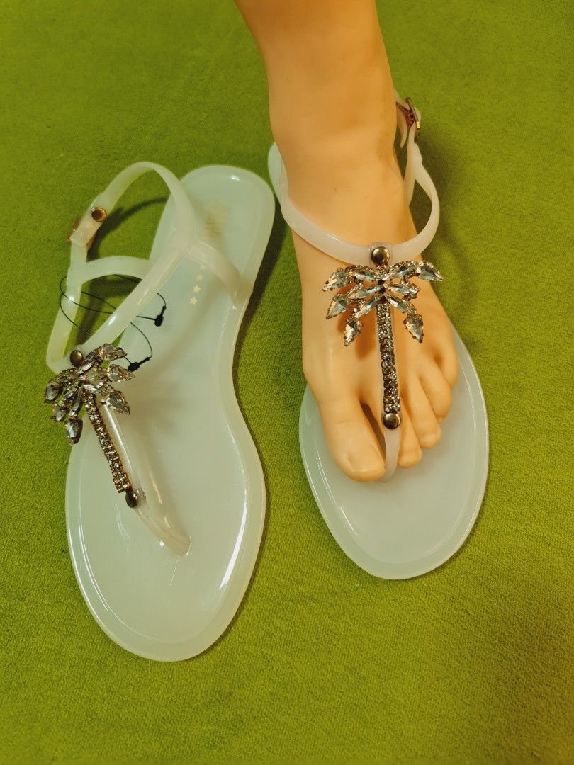 KATIE JUDITH thong sandals from USA, Women's Fashion, Footwear, Flats ...