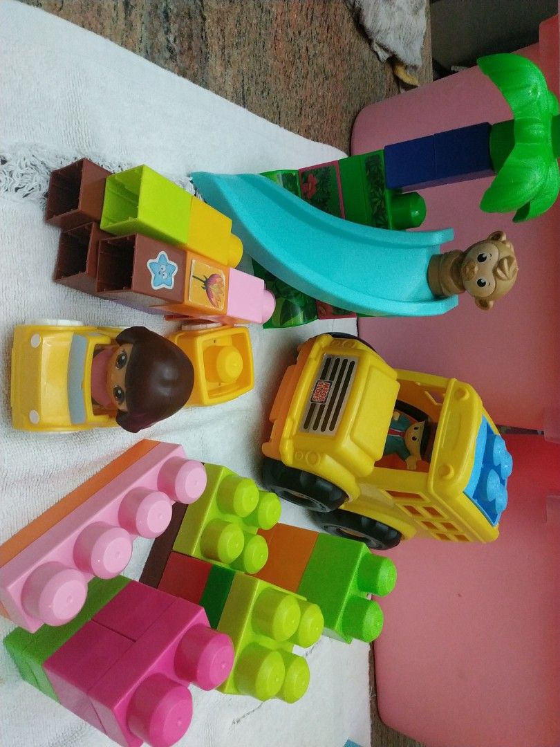Kids toys- original Mega Blocks Dora slide + bus set, Babies & Kids ...