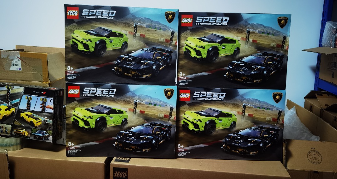 LEGO 76899 Lamborghini Urus ST-X & Lamborghini Huracan Super Trofeo EVO ...