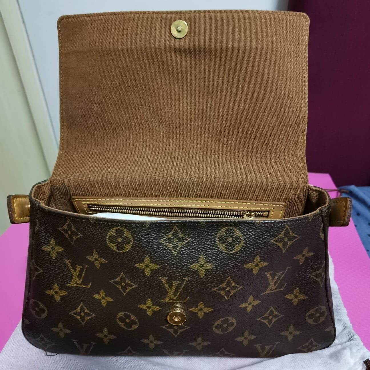 Louis Vuitton Mini Looping Tote bag, Luxury, Bags & Wallets on Carousell