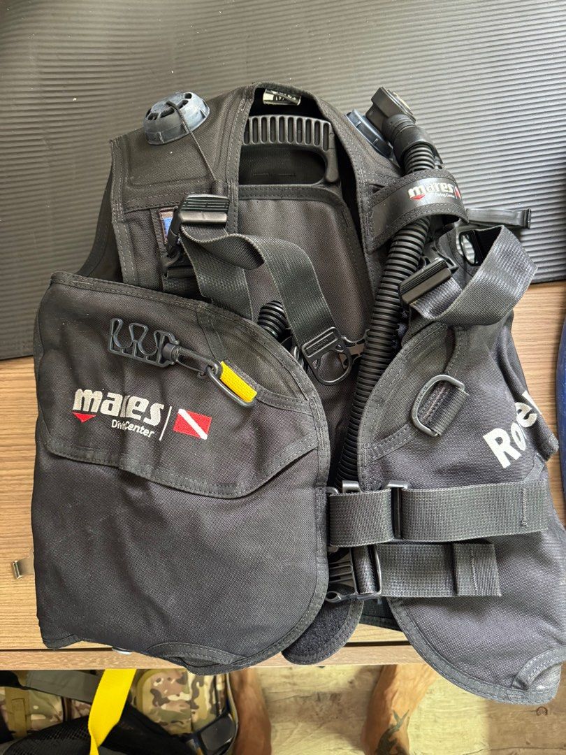 Mares BCD,Regulator - just add water, Sports Equipment, Other Sports ...