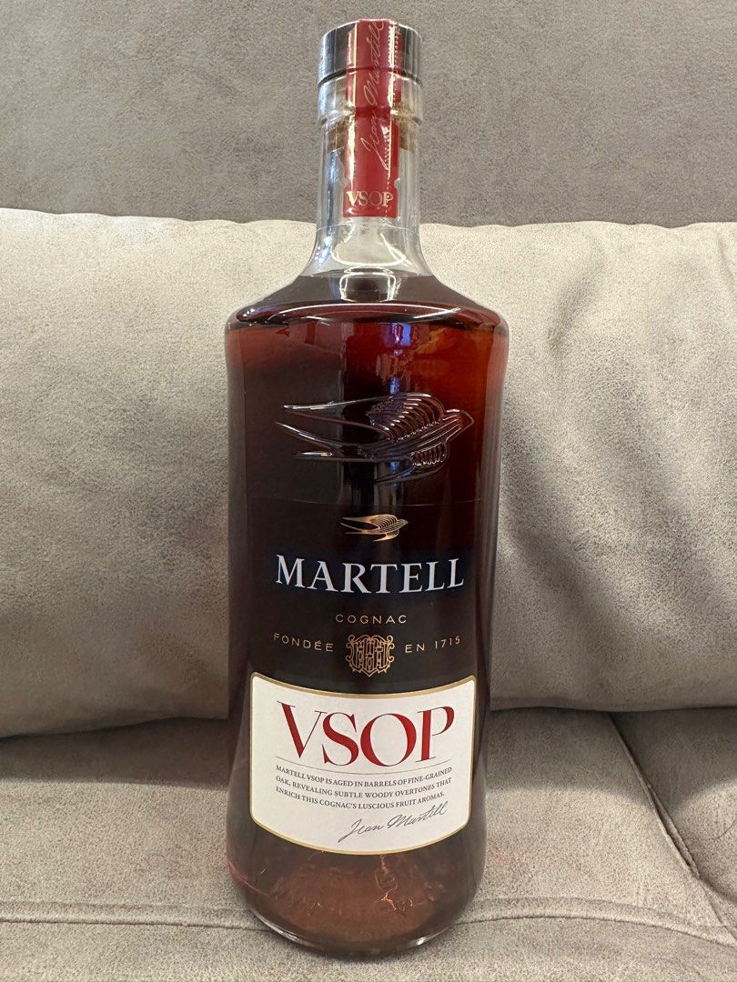 Last Bottle Martell Cognac France VSOP 700ml, Food & Drinks, Alcoholic Beverages on Carousell
